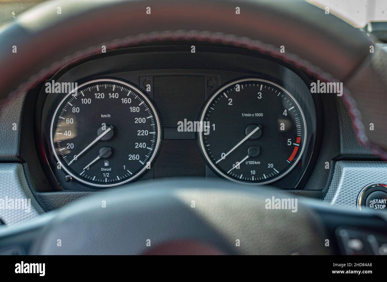 Speed indicators hi-res stock photography and images - Alamy