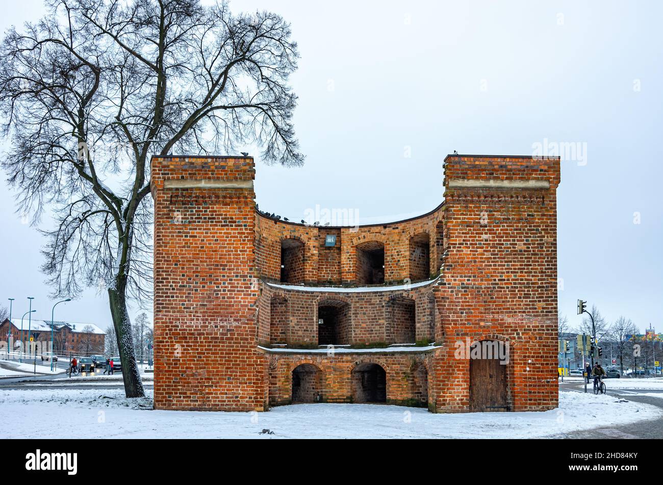 Medieval bailey gate hi-res stock photography and images - Alamy