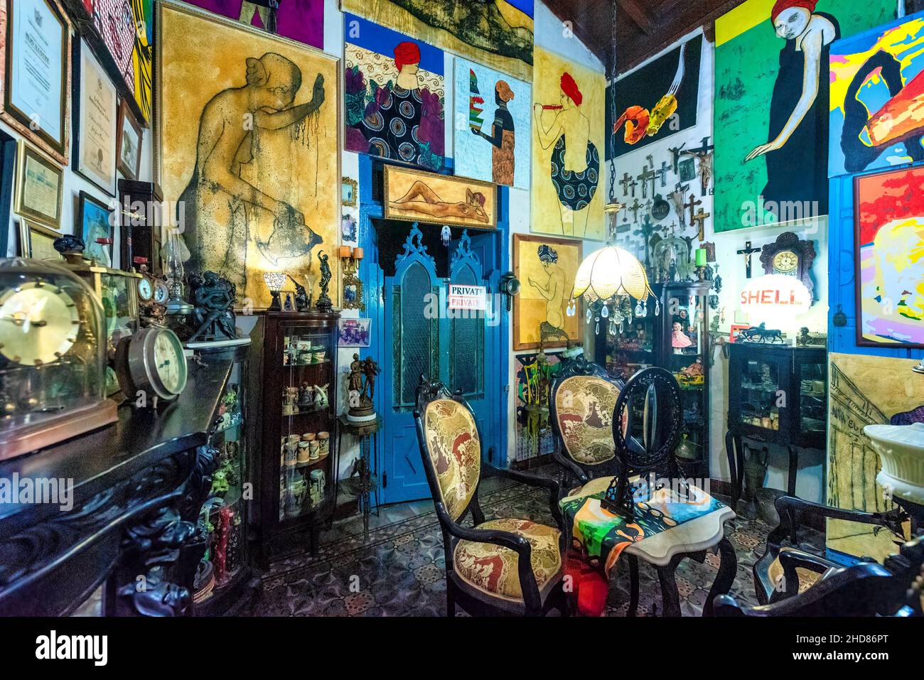 Inside Cuban House High Resolution Stock Photography and Images - Alamy