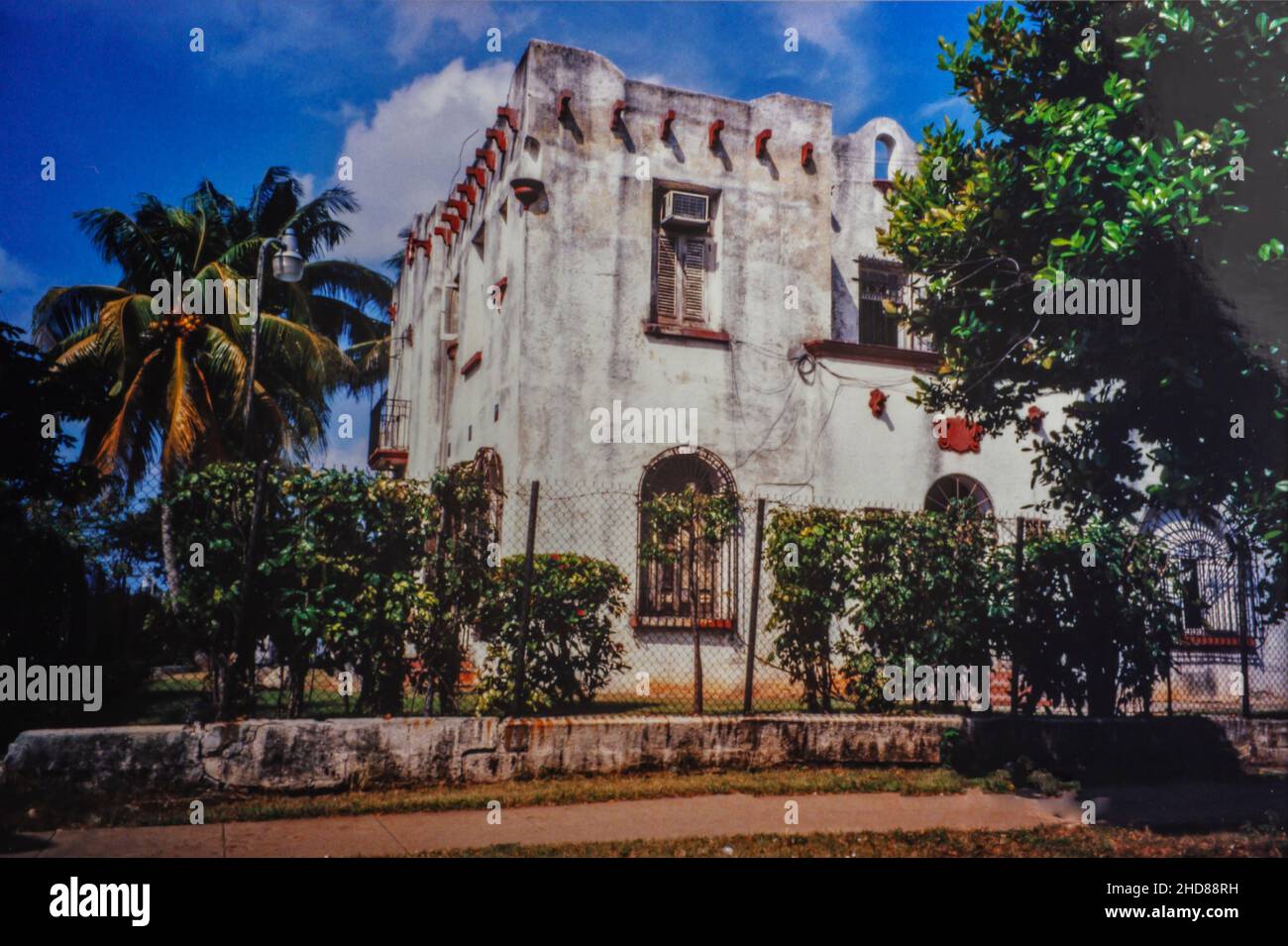 Typical caribbean house hi-res stock photography and images - Alamy