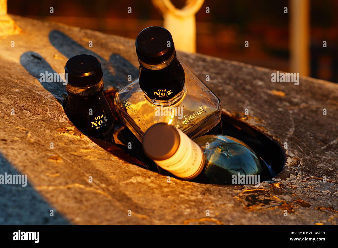 Overfilled container hi-res stock photography and images - Alamy