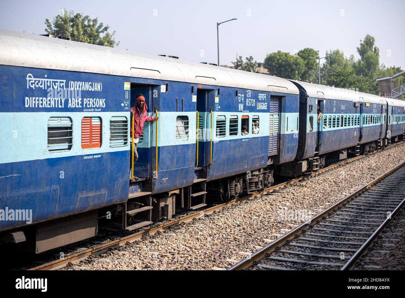 India sleeper class train hi-res stock photography and images - Alamy