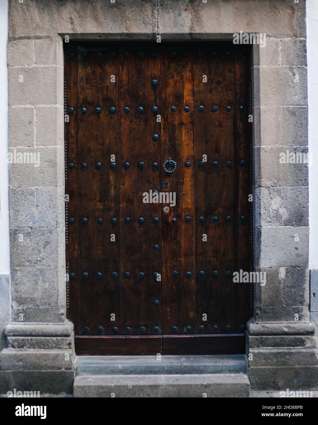 An old house front entrance Stock Photo - Alamy