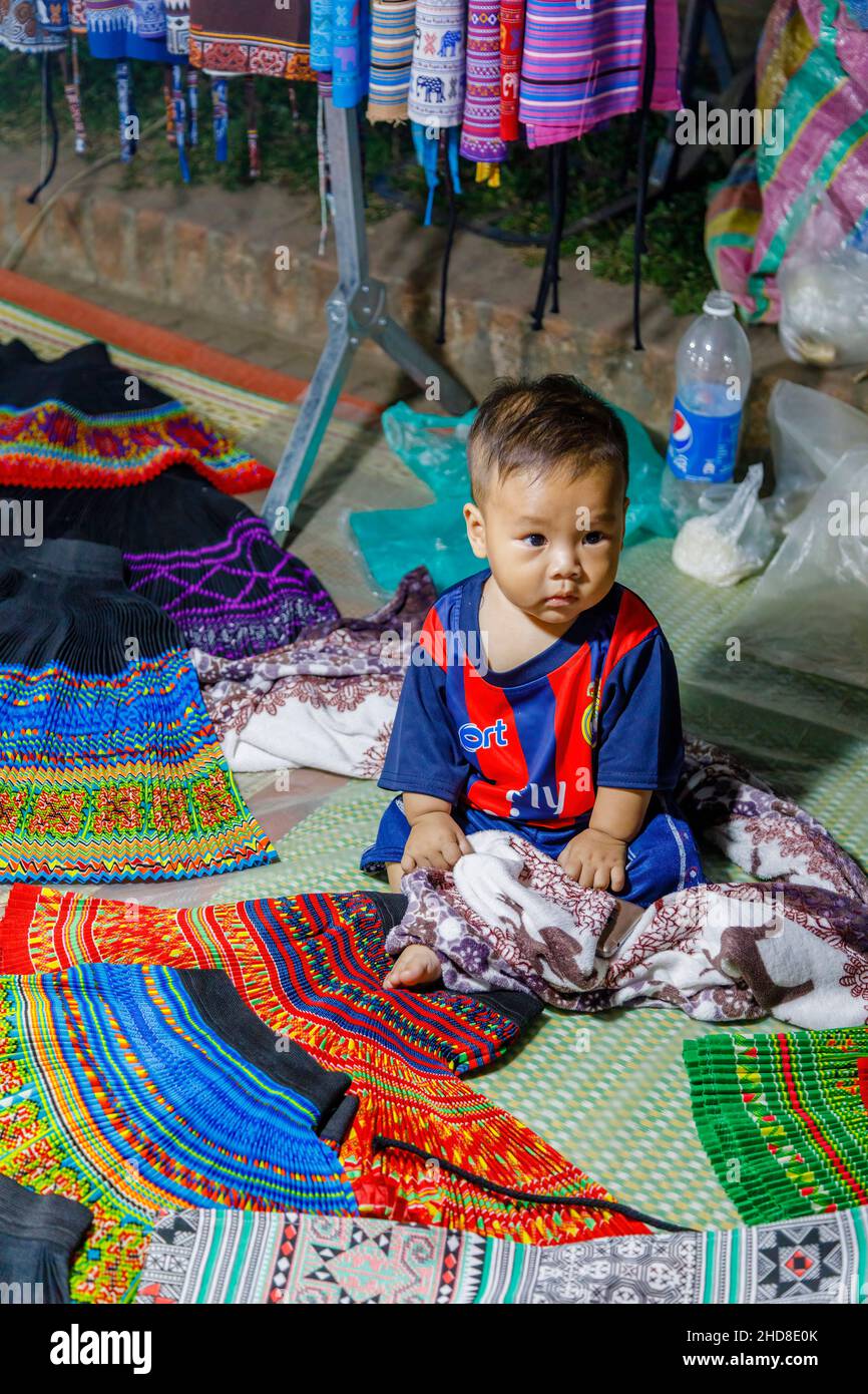 Chubby asian boy hi-res stock photography and images - Alamy