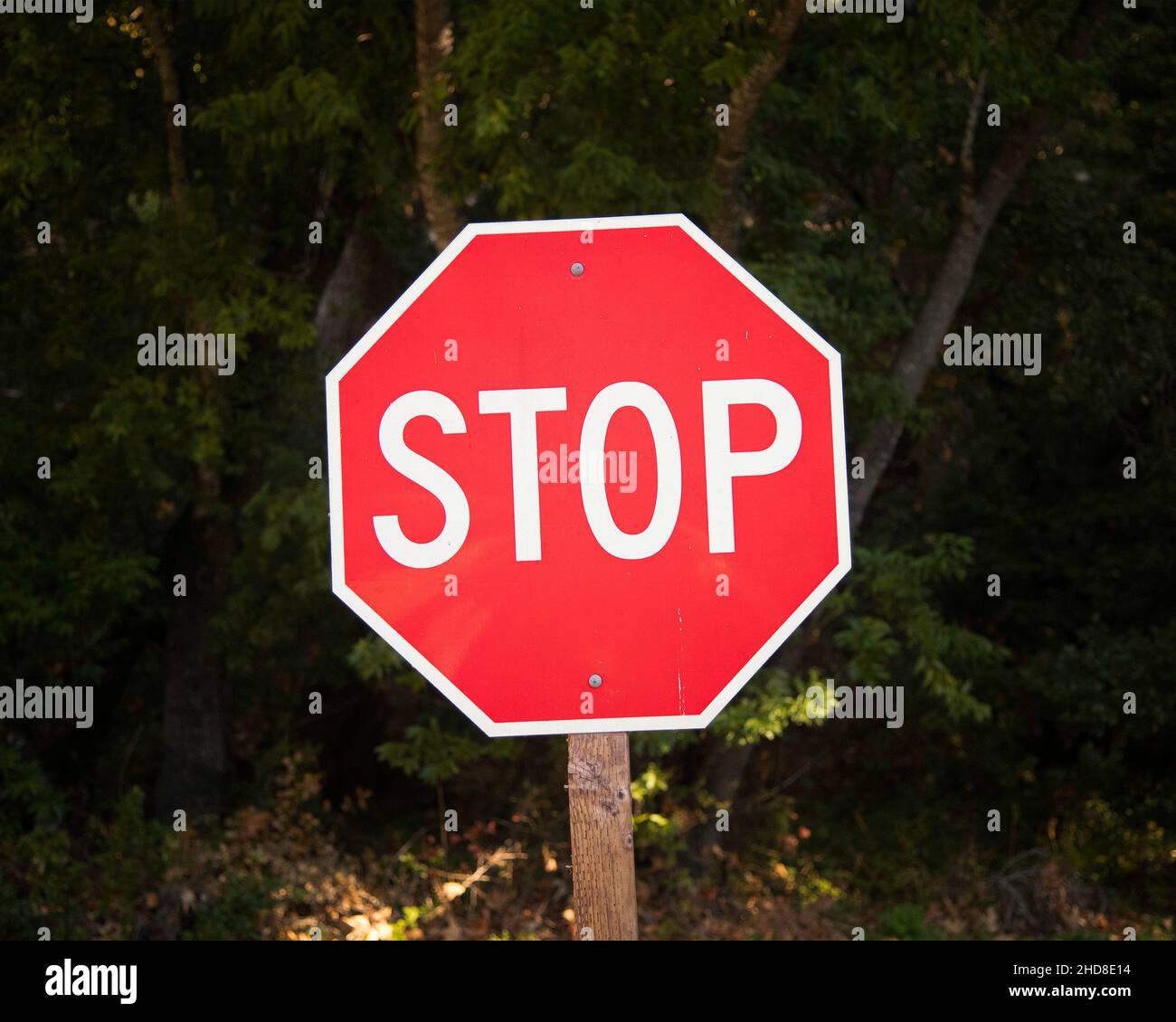 Stop sign in california hi-res stock photography and images - Alamy