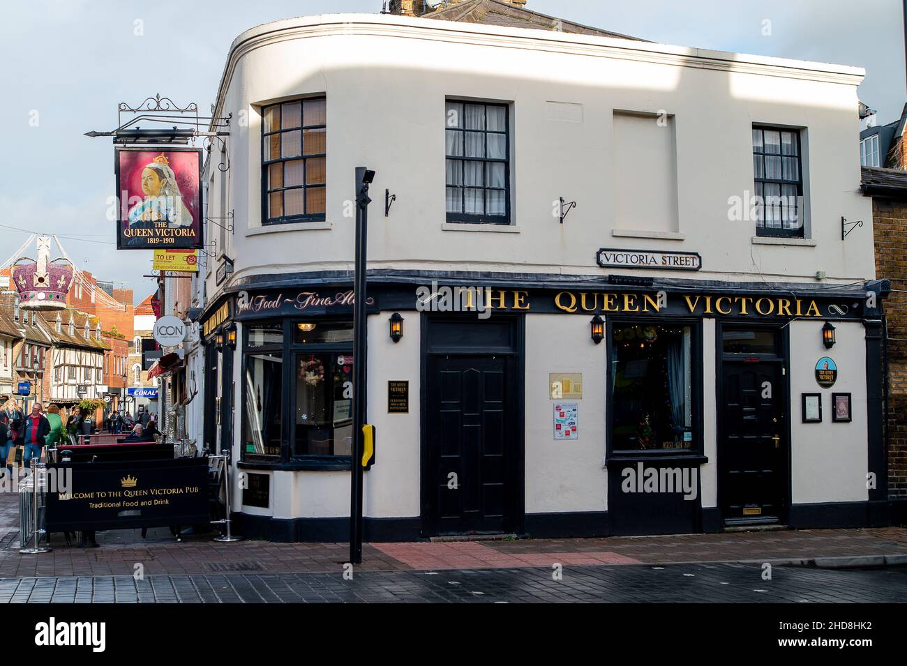 Windsor, Berkshire, UK. 31st December, 2021. The Queen Victoria Pub in ...