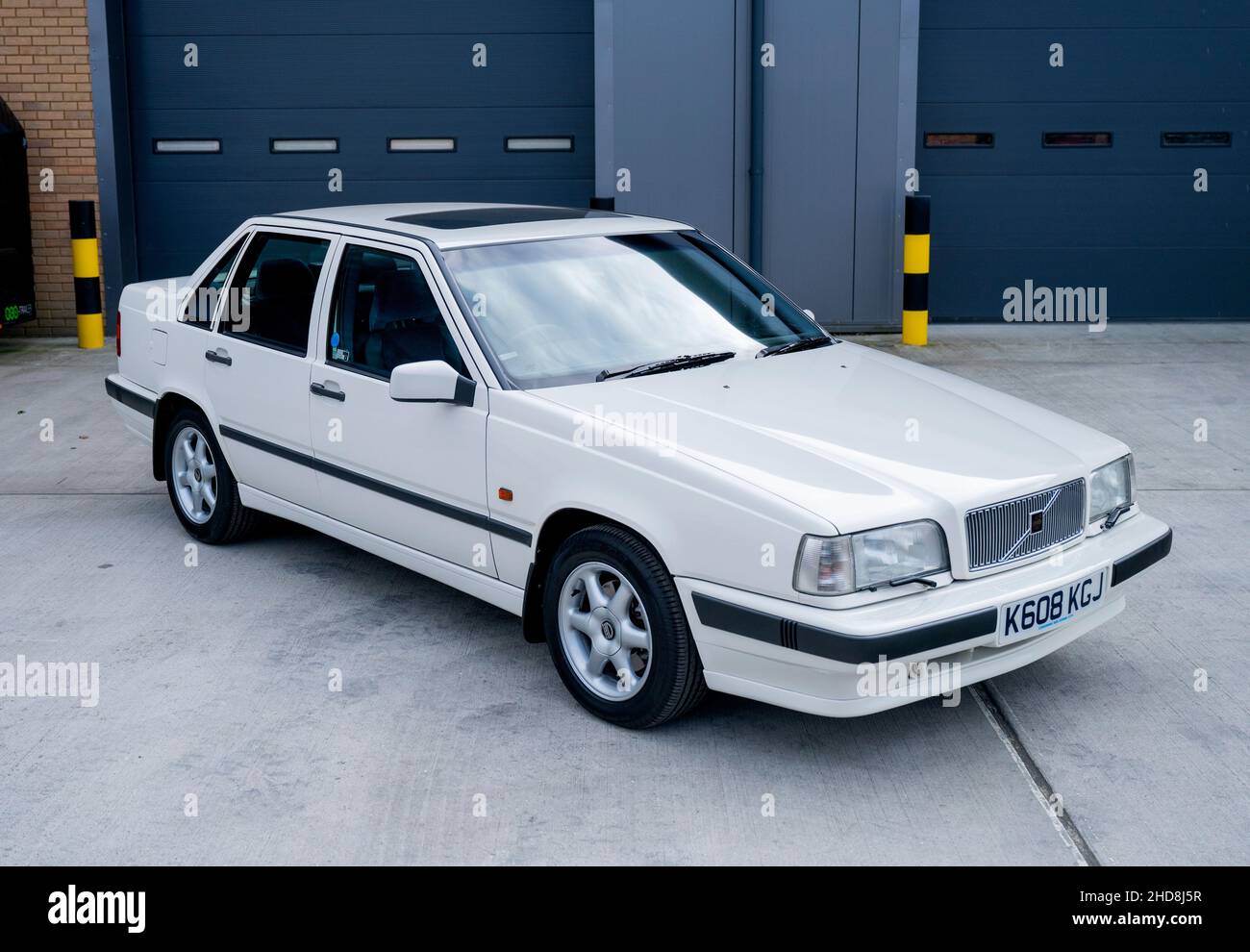 1992 Volvo 850 Swedish saloon car Stock Photo - Alamy