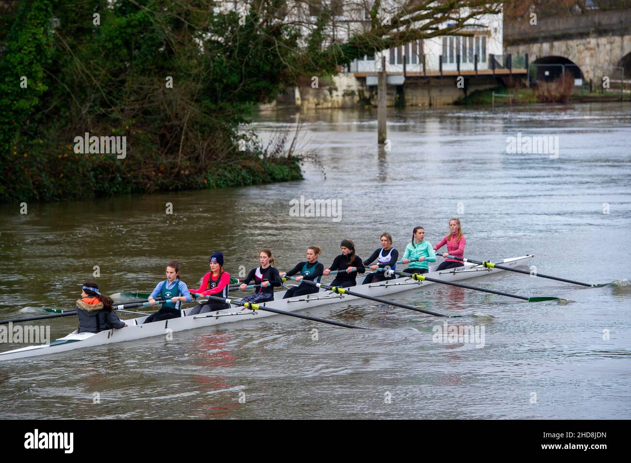 Maidenhead, Berkshire, UK. 3rd January, 2022. Rowers from Maidenhead ...