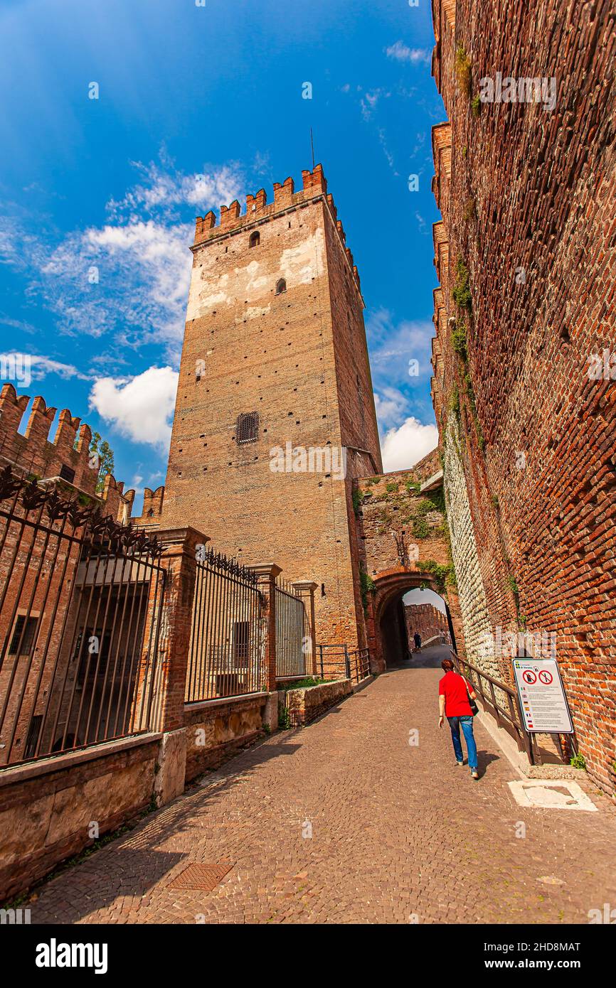 Old medieval castle of verona hi-res stock photography and images - Alamy