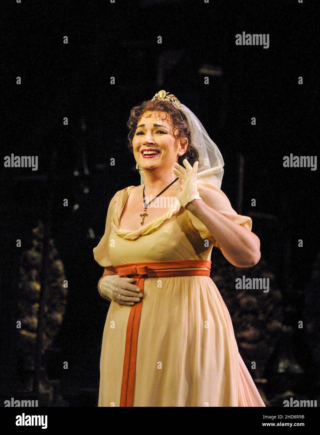Act 1: Carol Vaness (Floria Tosca) in TOSCA by Puccini at The Royal ...