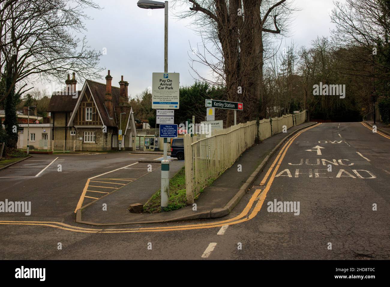 Kenley train station hi-res stock photography and images - Alamy