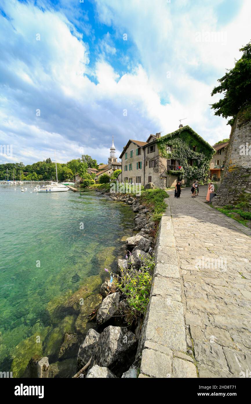 Yvoire - Medieval village on the banks of Lake Geneva, Lac Leman, in ...