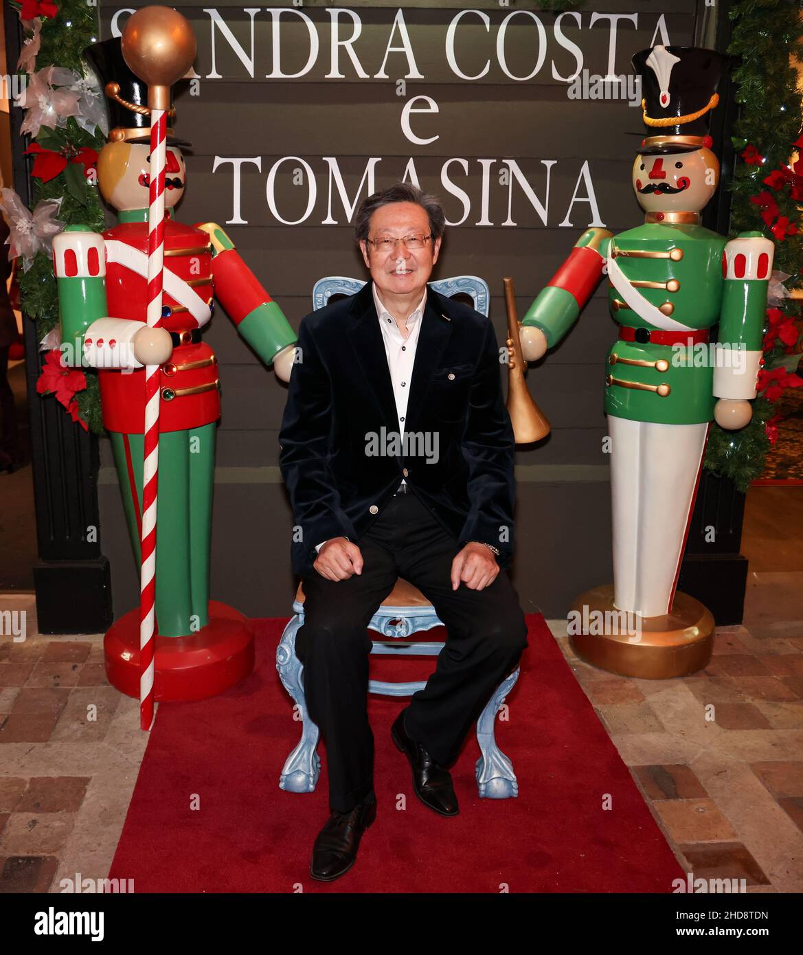 West Hollywood, California, USA. 21st December, 2021. Robert Sun ...