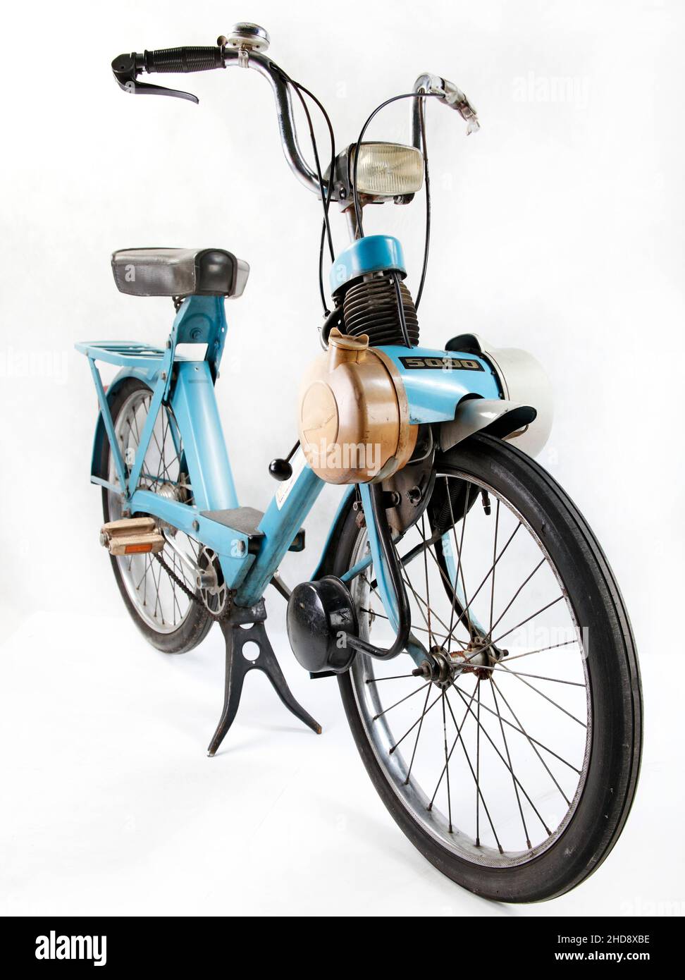 History pedal bike engine hi-res stock photography and images - Alamy