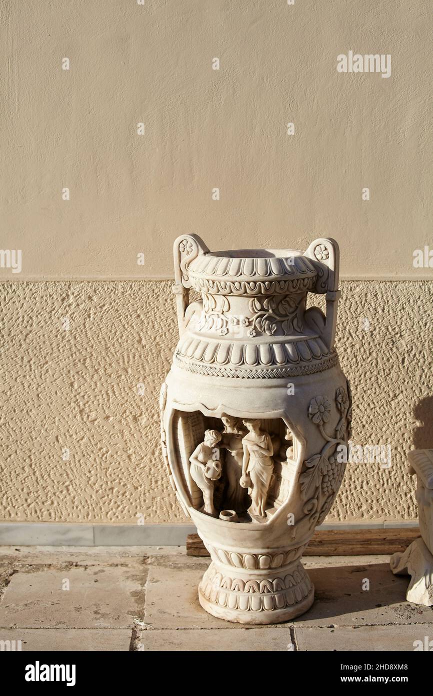 Amphora ancient greek hi-res stock photography and images - Alamy