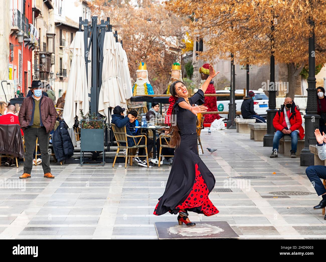 Flamenco dancing andalucia spain hi-res stock photography and images ...