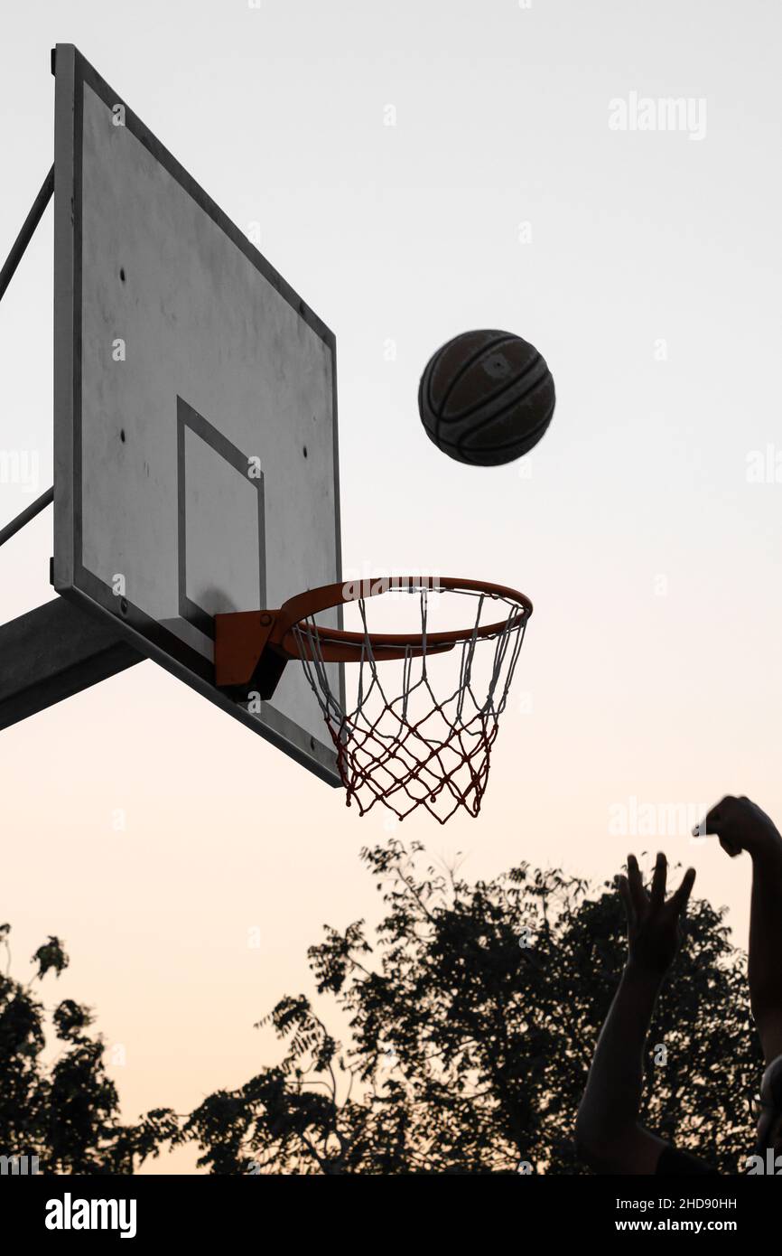 Kids basketball team hi-res stock photography and images - Alamy
