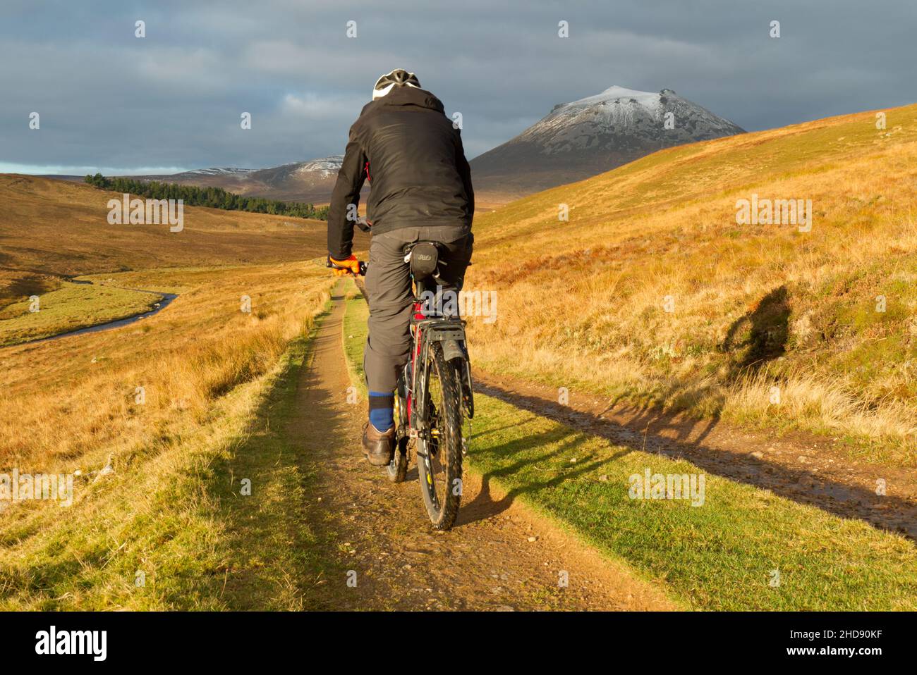 Cycling on remote trail in Caithness, Highland Scotland Stock Photo - Alamy