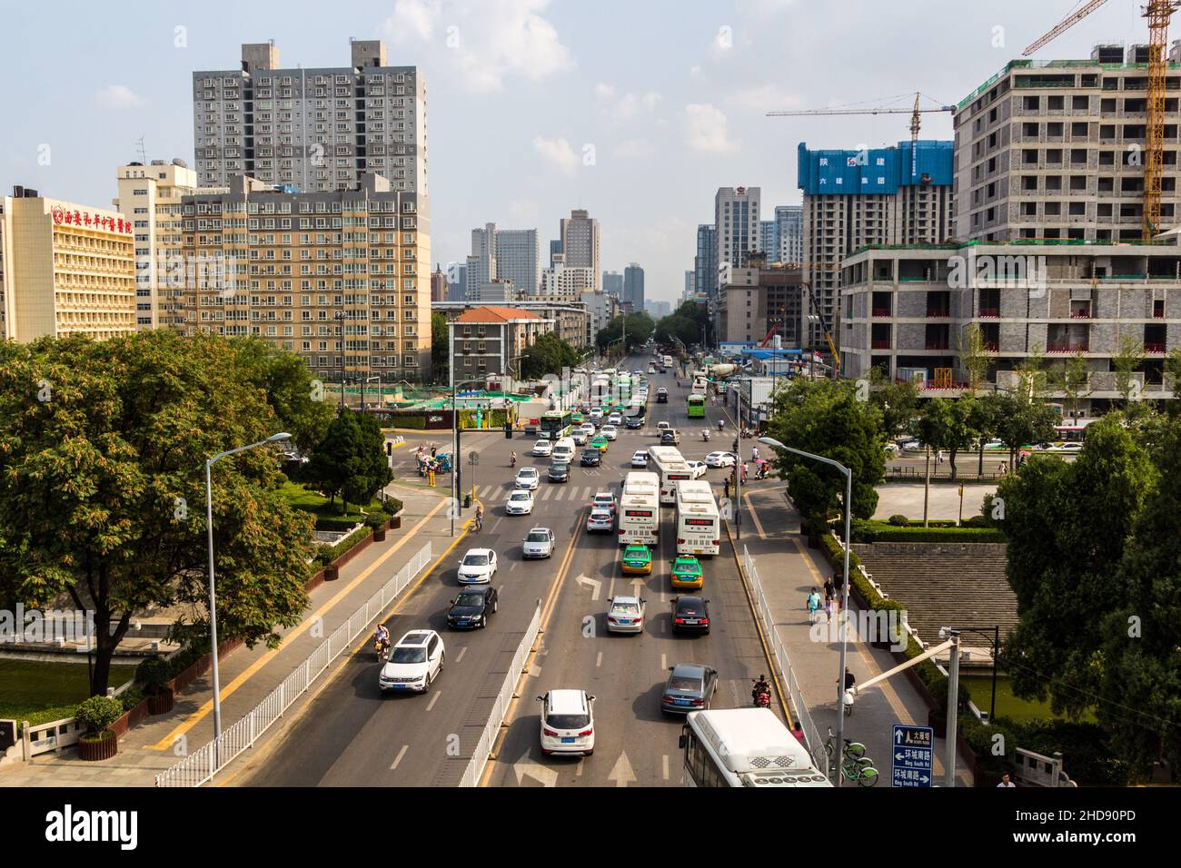 Xi'an aerial transport hi-res stock photography and images - Alamy