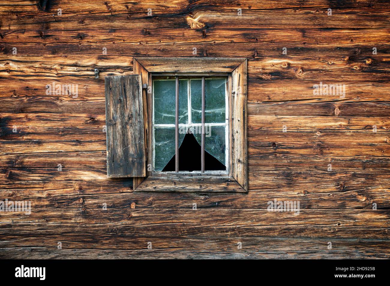 House rustic building hi-res stock photography and images - Alamy