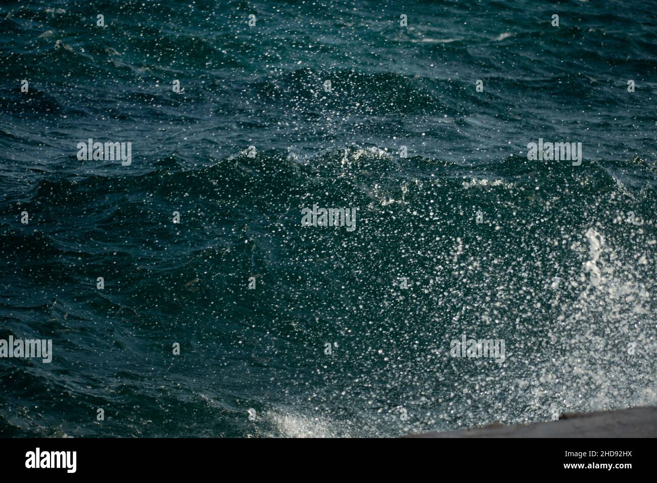 sea wave hitting the shore Stock Photo - Alamy