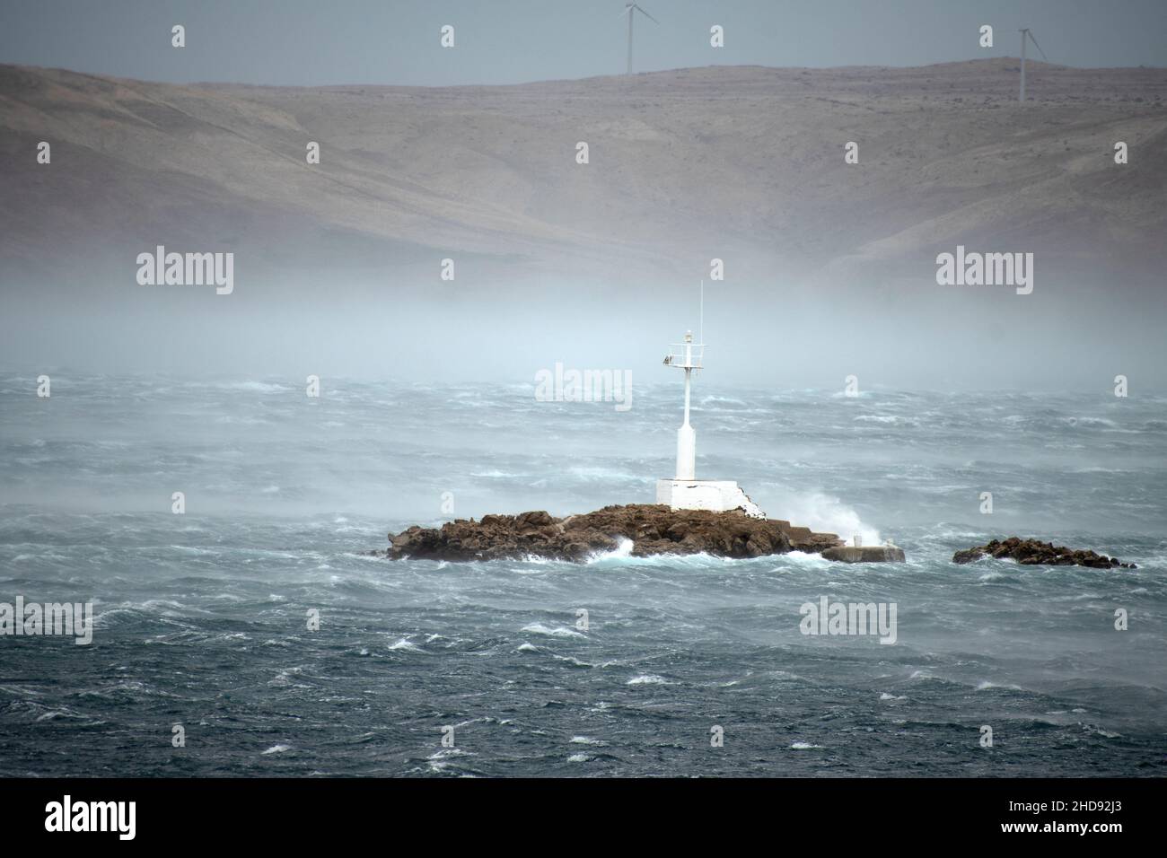 Rough sea rough seas hi-res stock photography and images - Alamy