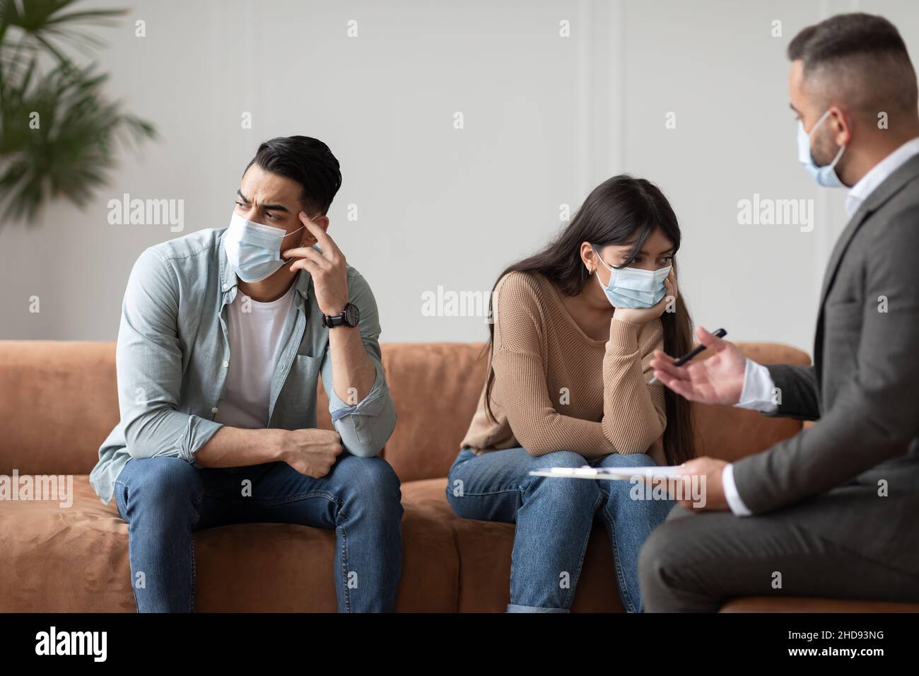 Talk therapy session hi-res stock photography and images - Alamy