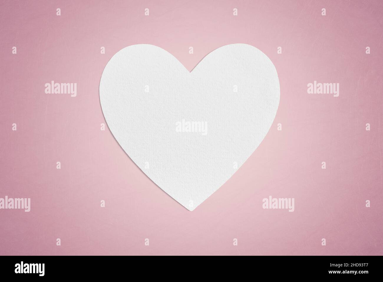 Blank heart shaped paper hi-res stock photography and images - Alamy