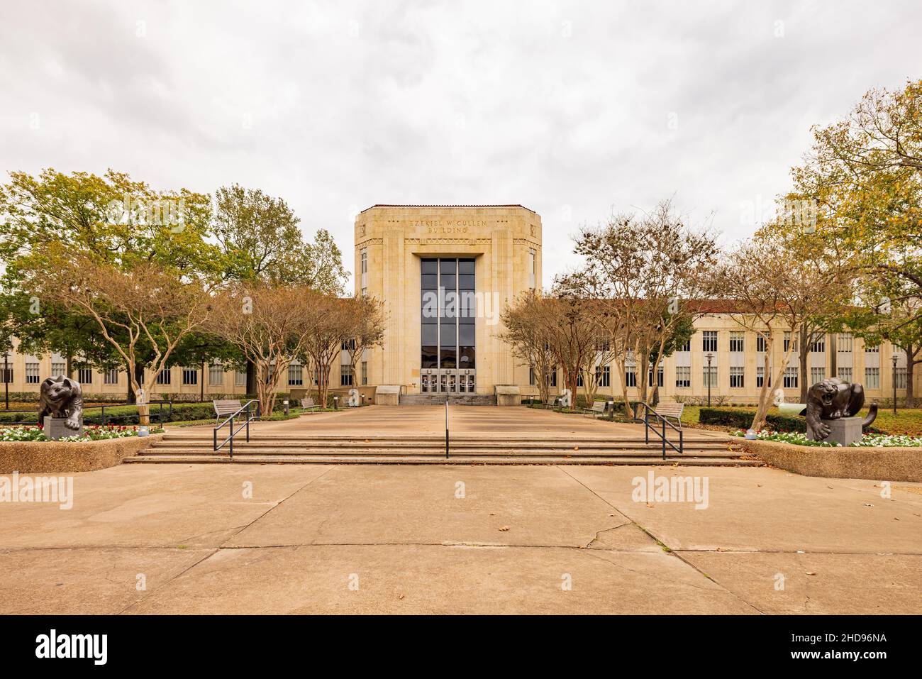 Houston downtown campus hi-res stock photography and images - Alamy