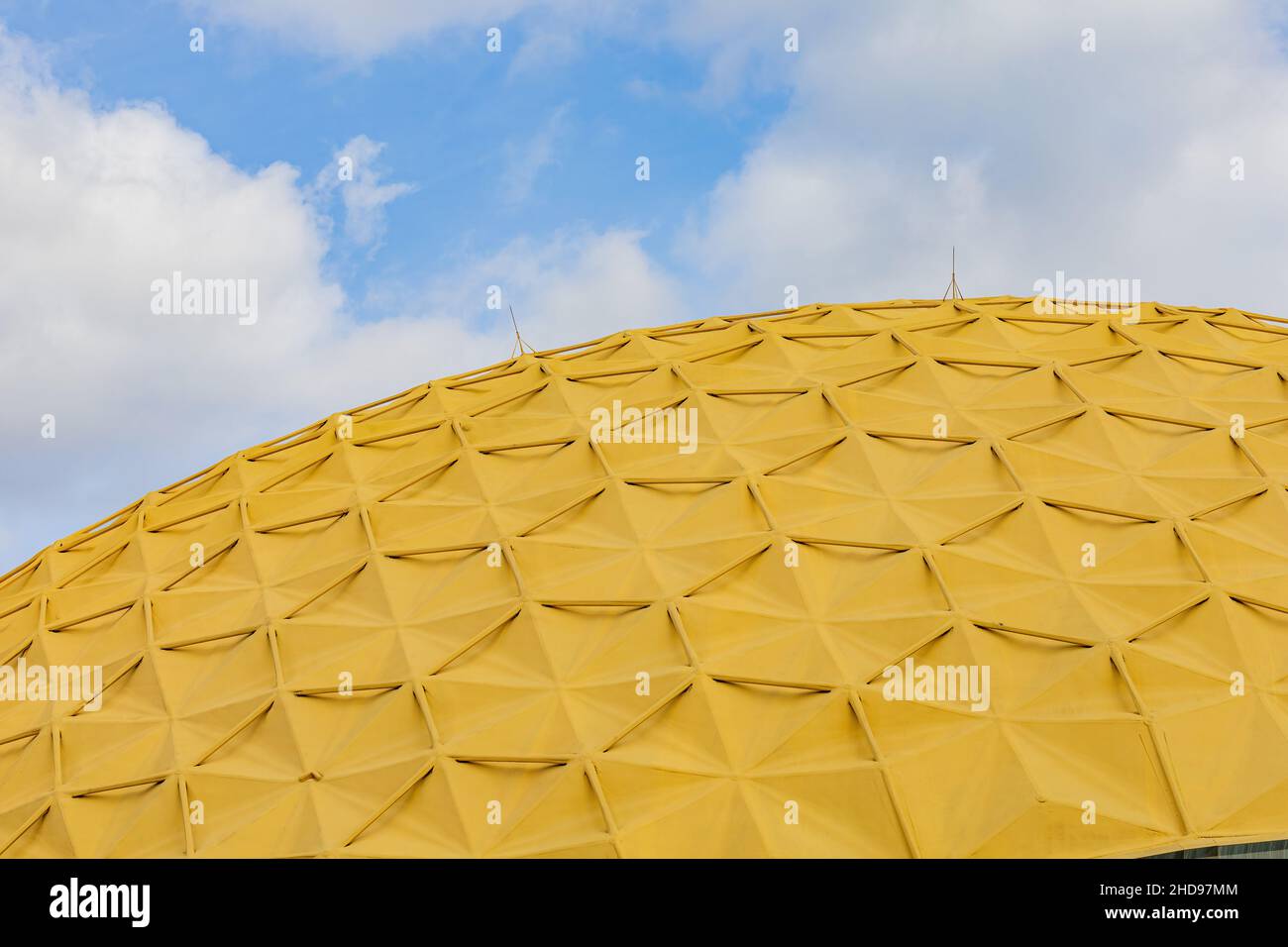 Sunny exterior view of the Gold Dome at Louisiana Stock Photo - Alamy