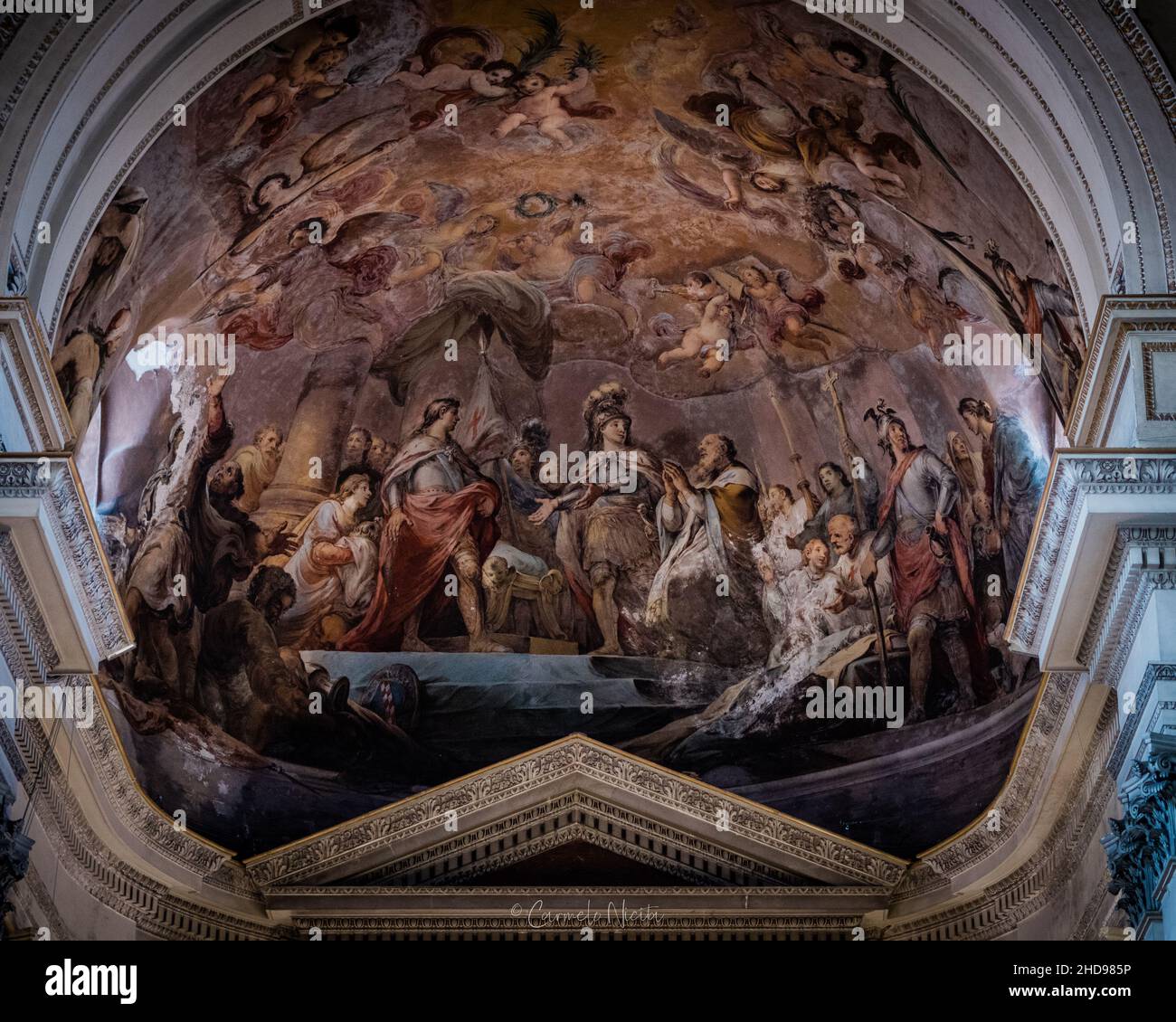 Catholic ceiling hi-res stock photography and images - Alamy