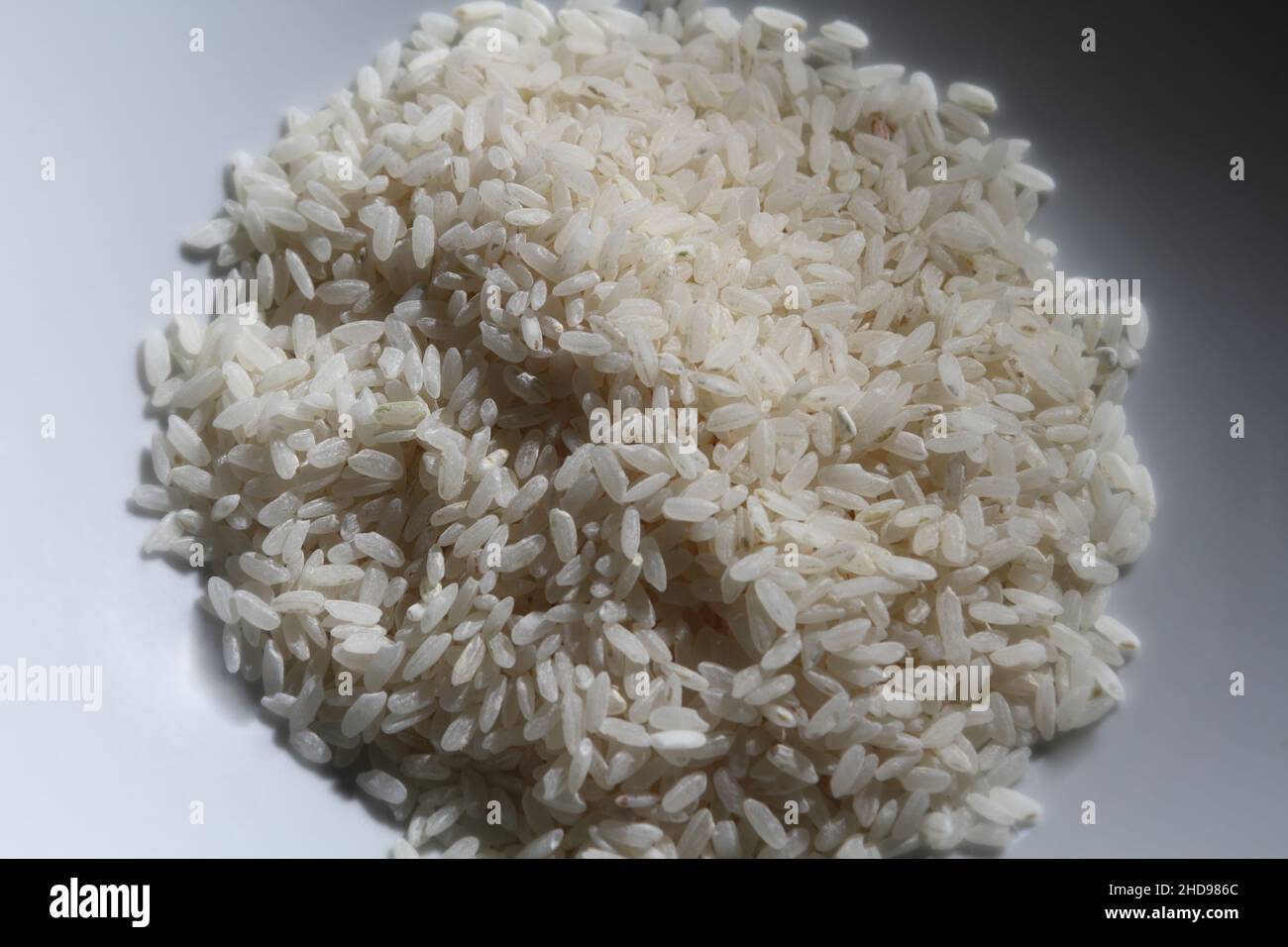 white rice grains Stock Photo - Alamy