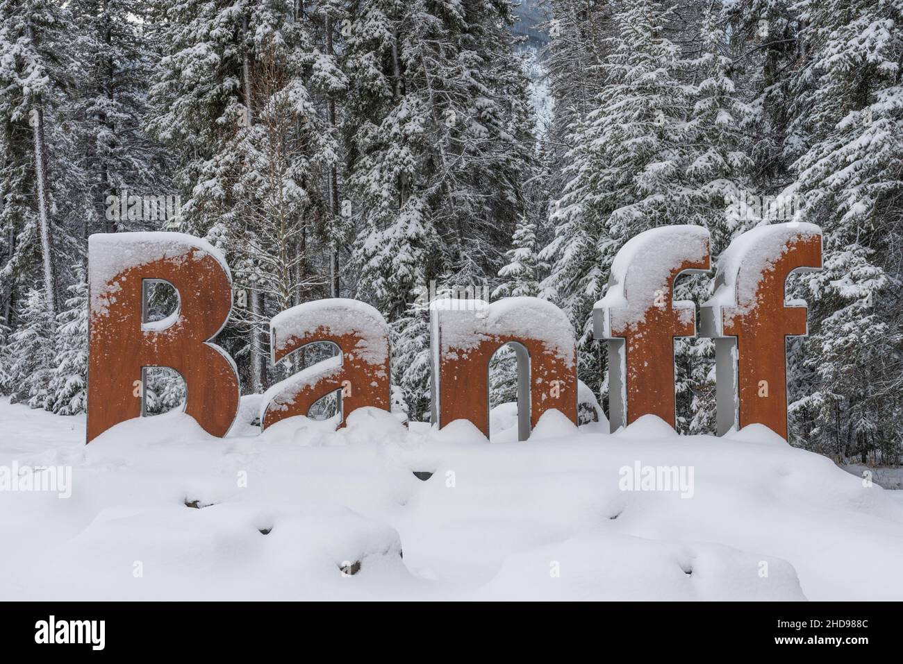 The town of Banff sign in winter, Banff National Park, Alberta, Canada ...