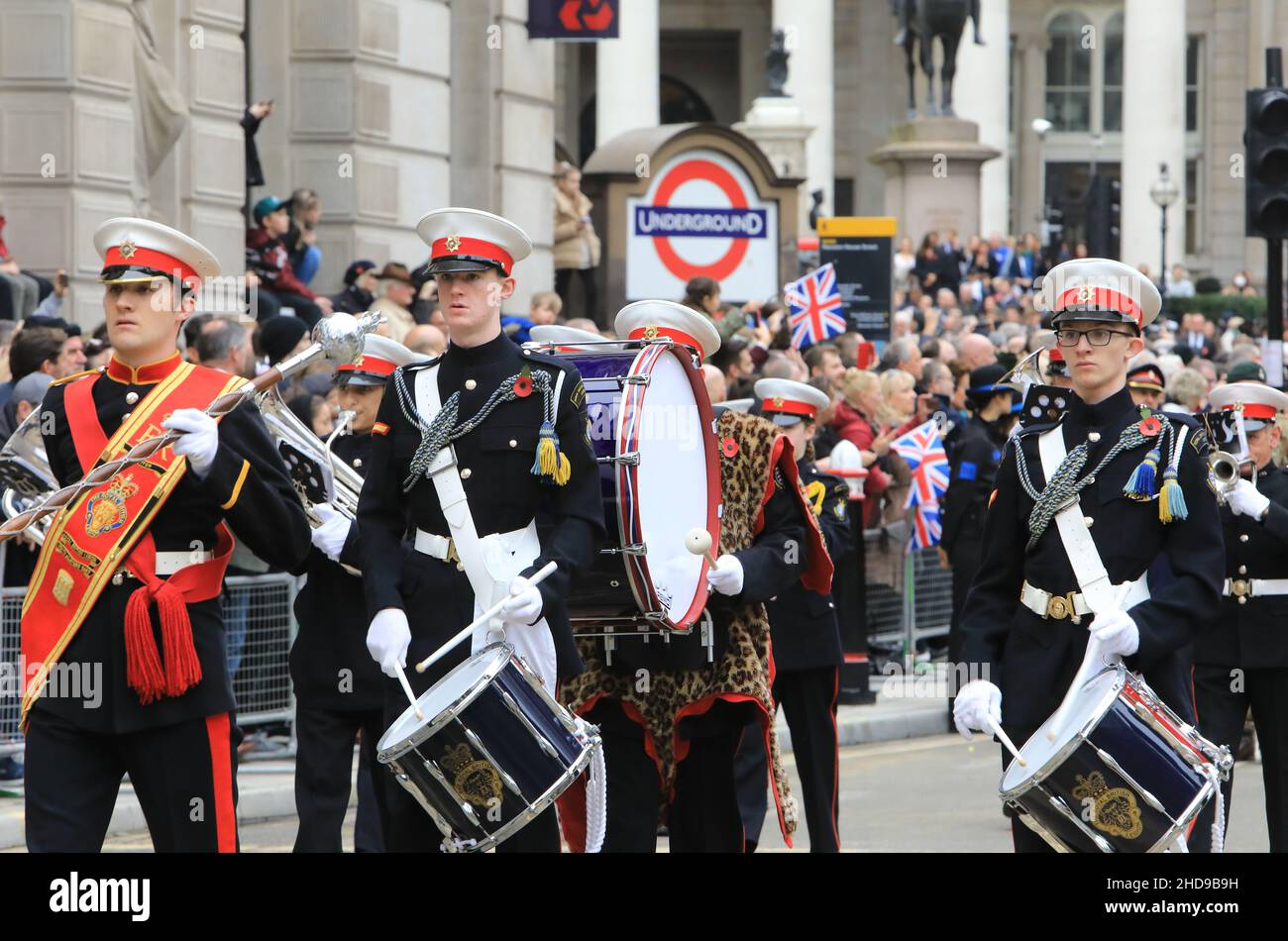 English royal family 2021 hi-res stock photography and images - Alamy