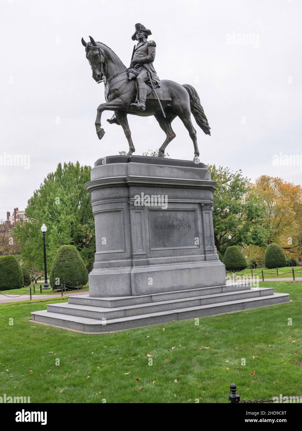 George washington equestrian monument hi-res stock photography and ...