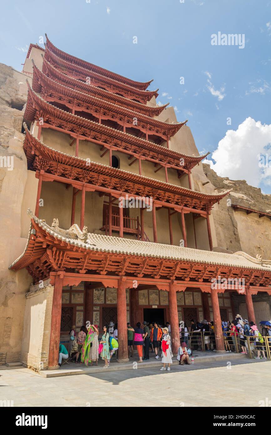 Mogao cave hi-res stock photography and images - Alamy