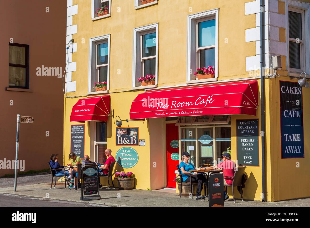 Tea room and ireland hi-res stock photography and images - Alamy