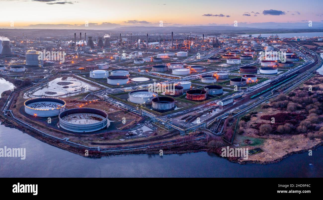 Refinery in hi-res stock photography and images - Alamy