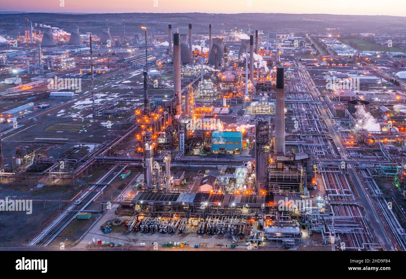 Aerial view of INEOS Grangemouth petrochemical plant and refinery in ...