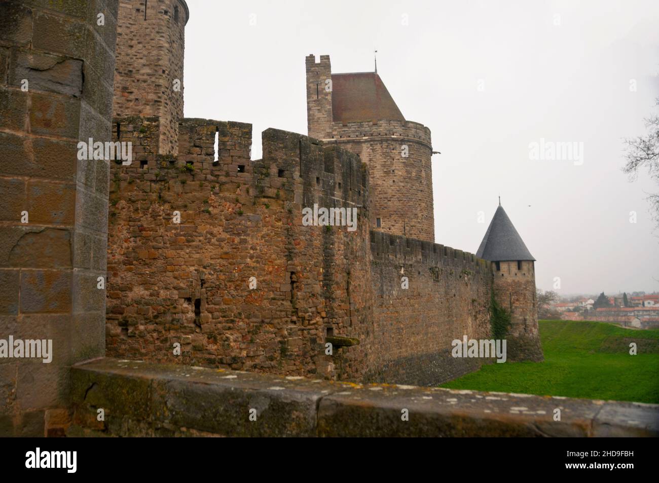 Chateau et remparts hi-res stock photography and images - Alamy