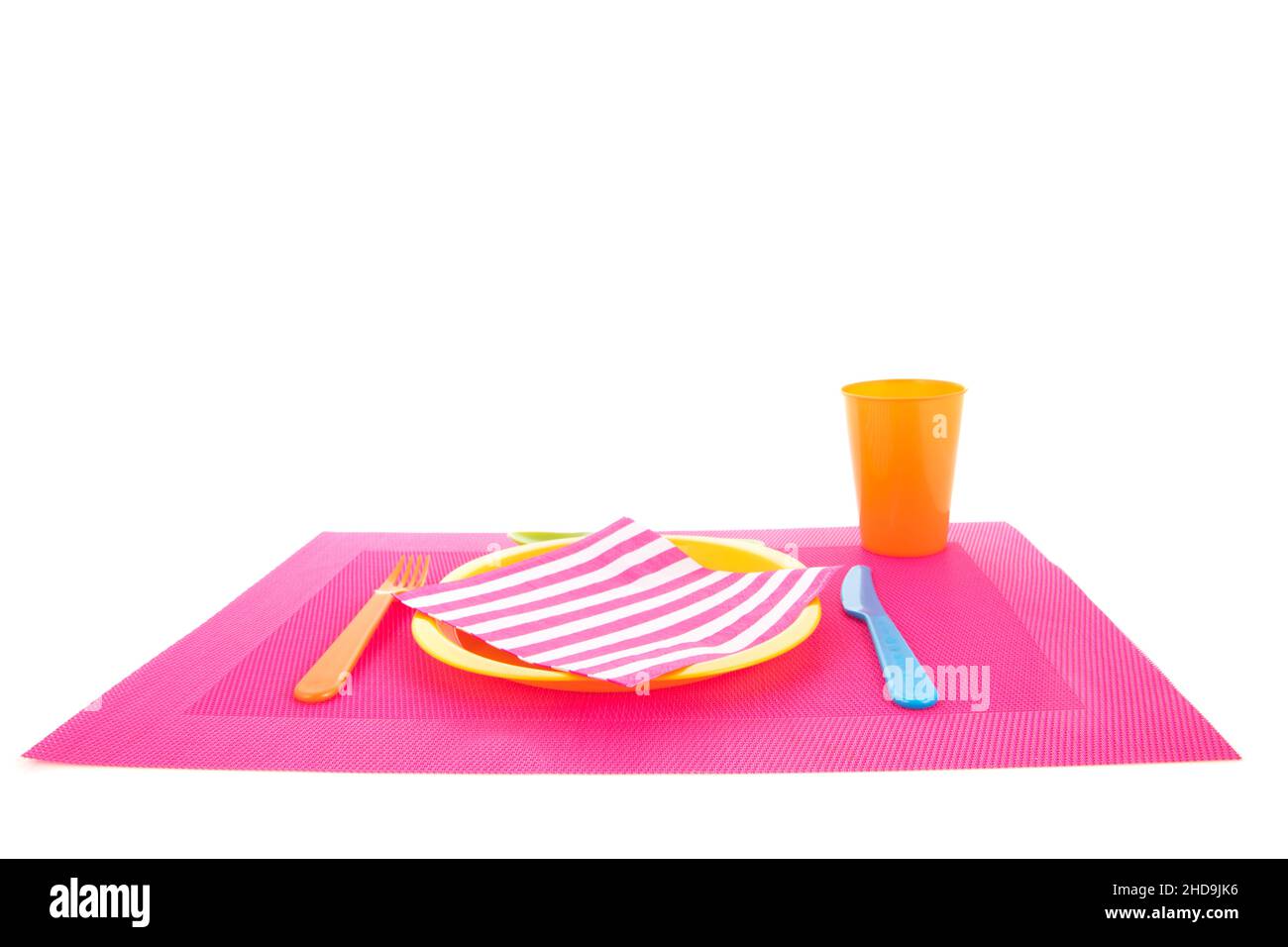 Set table with place mat, plate and cutlery Stock Photo - Alamy