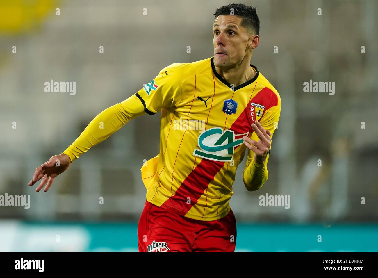 LENS, FRANCE - JANUARY 4: Florian Sotoca of RC Lens during the French ...