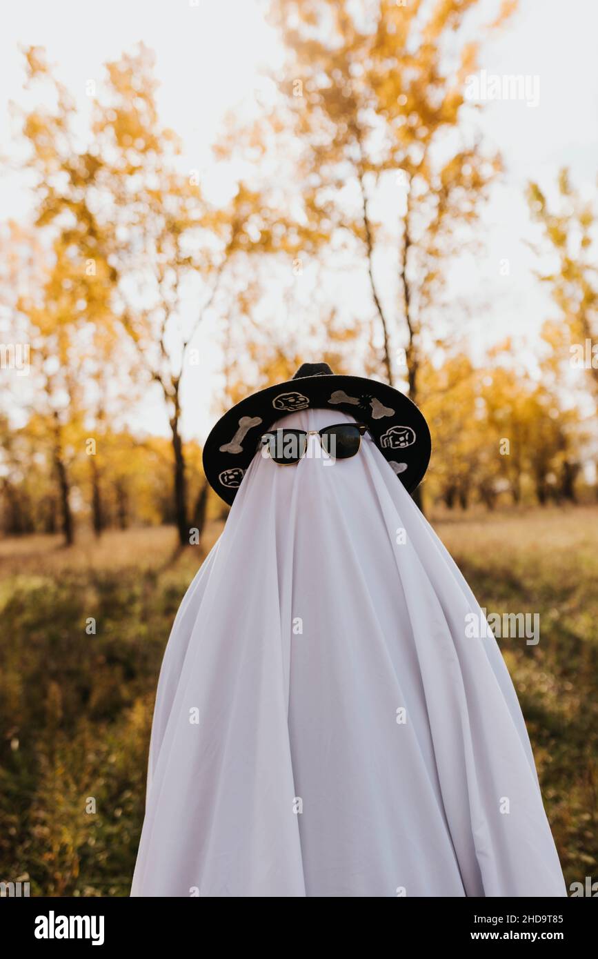 Changing sheet hi-res stock photography and images - Alamy