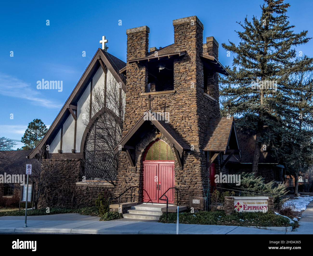 Episcopal church of the epiphany hi-res stock photography and images ...