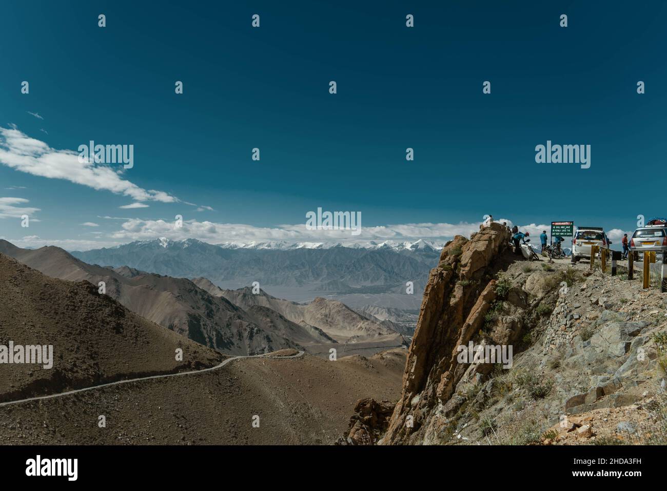 Ladakh landscape mountain hi-res stock photography and images - Alamy