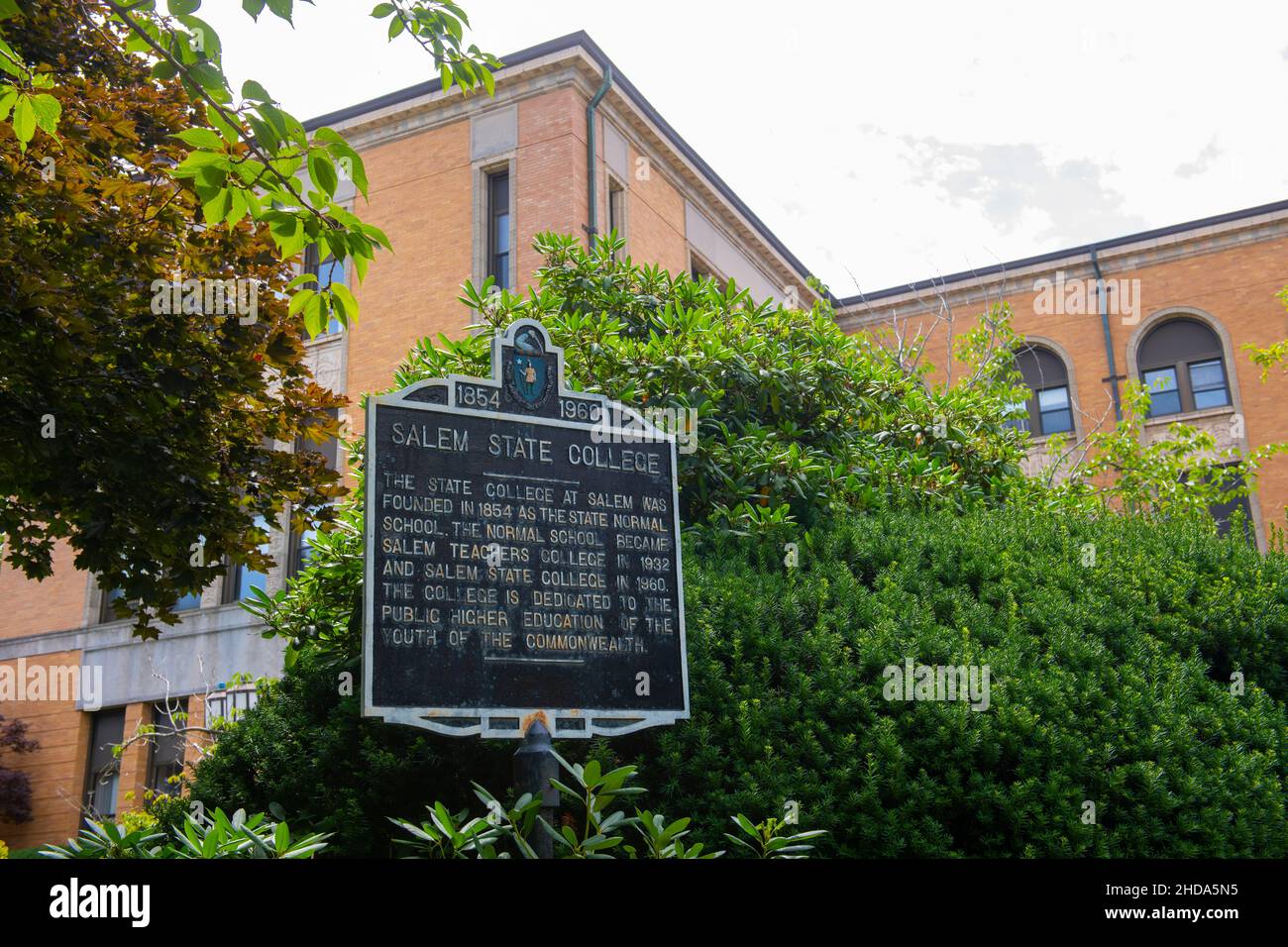 Salem State University main building Edward Sullivan Building at 352 ...