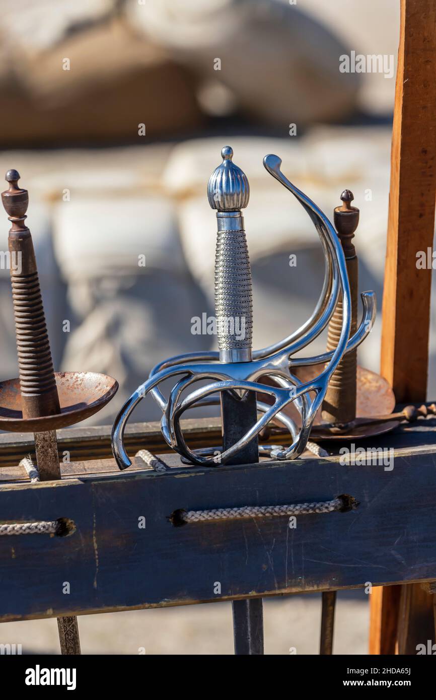 Rapier sword hi-res stock photography and images - Alamy