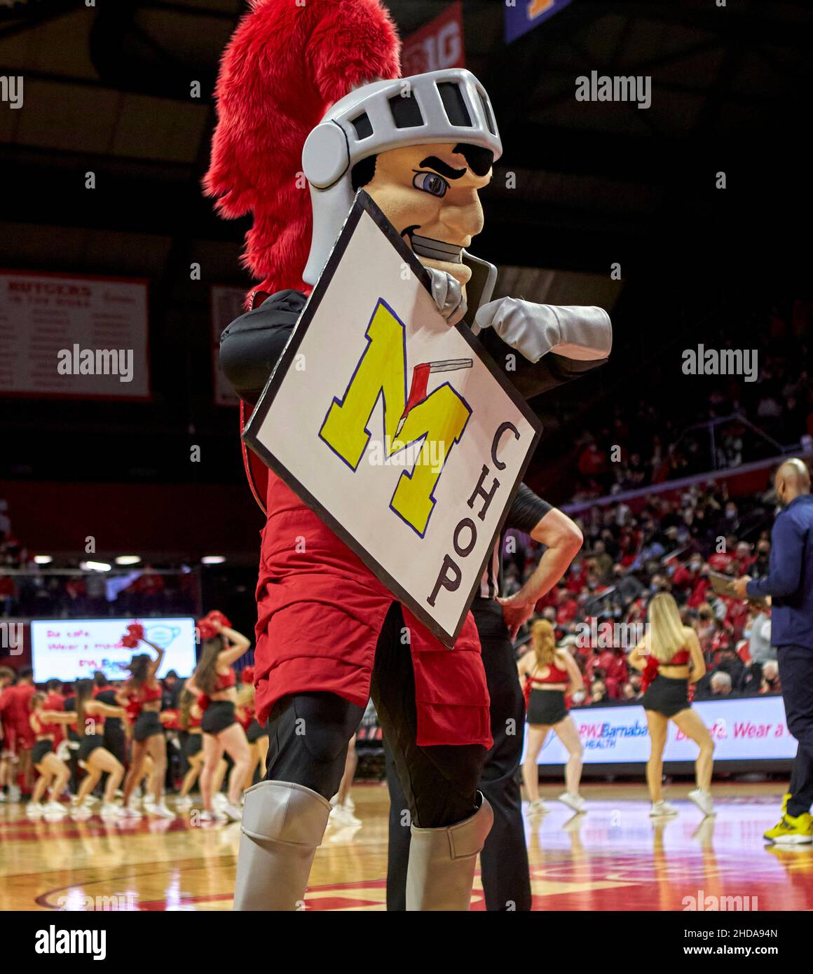 Rutgers scarlet knights mascot hi-res stock photography and images - Alamy