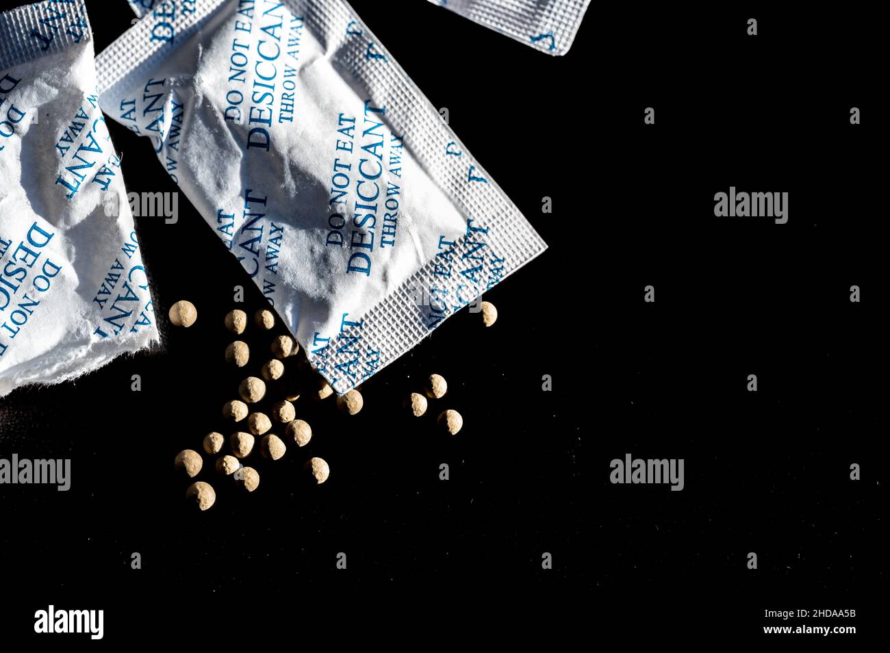 Desiccant pack hi-res stock photography and images - Alamy