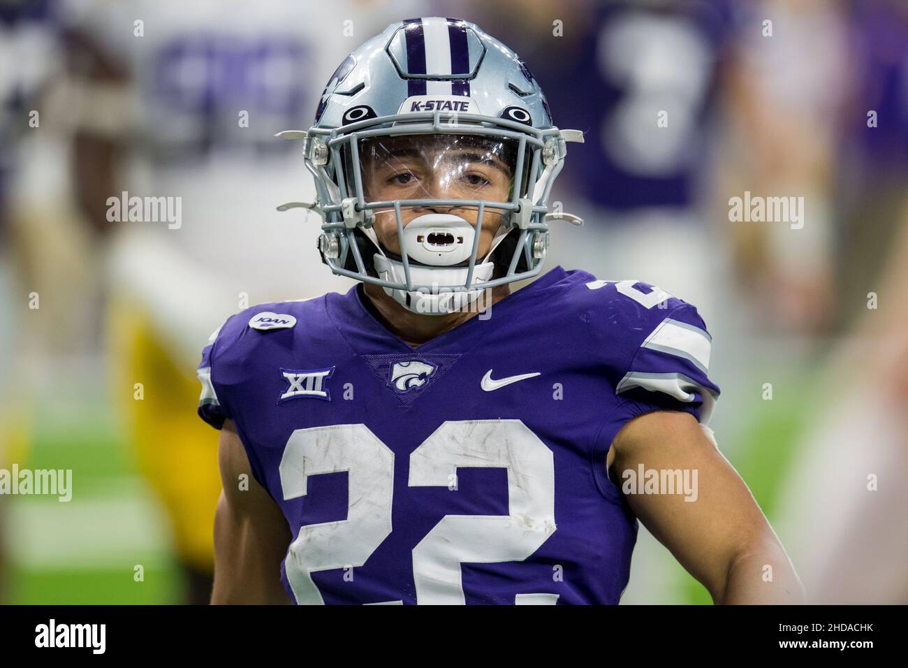 Houston, TX, USA. 4th Jan, 2022. Kansas State Wildcats running back ...
